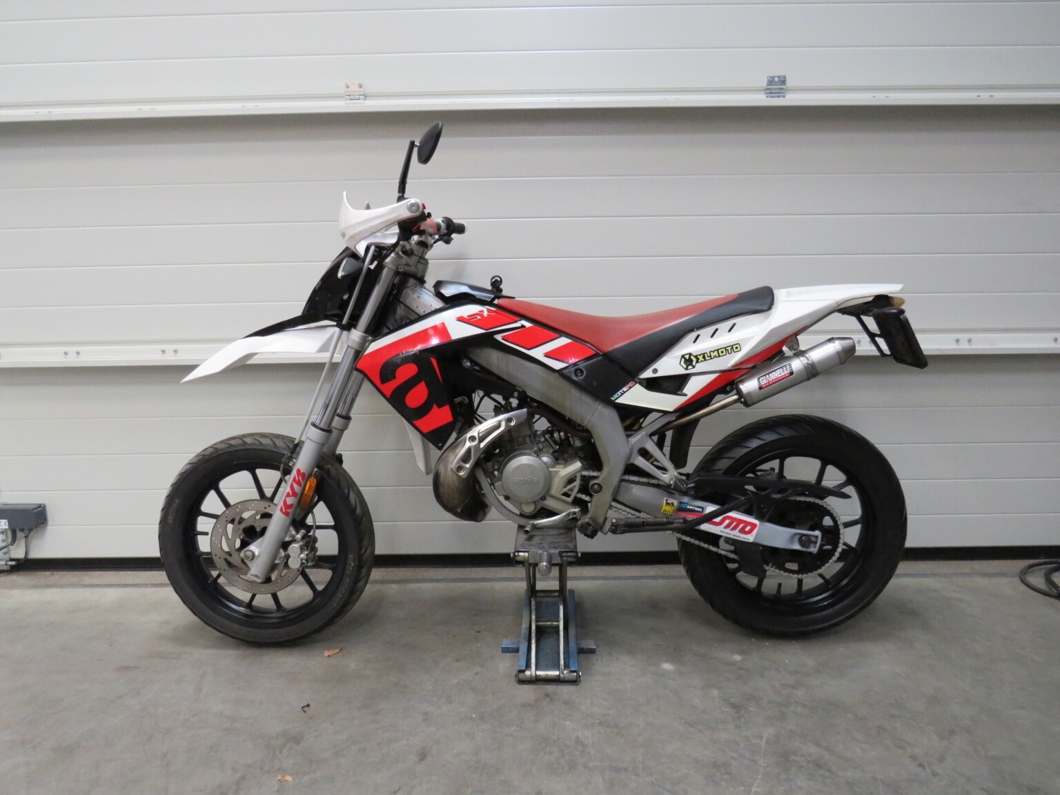 Schakelbrommers - Hendriksen Scooters en Bromfietsen - Opheusden